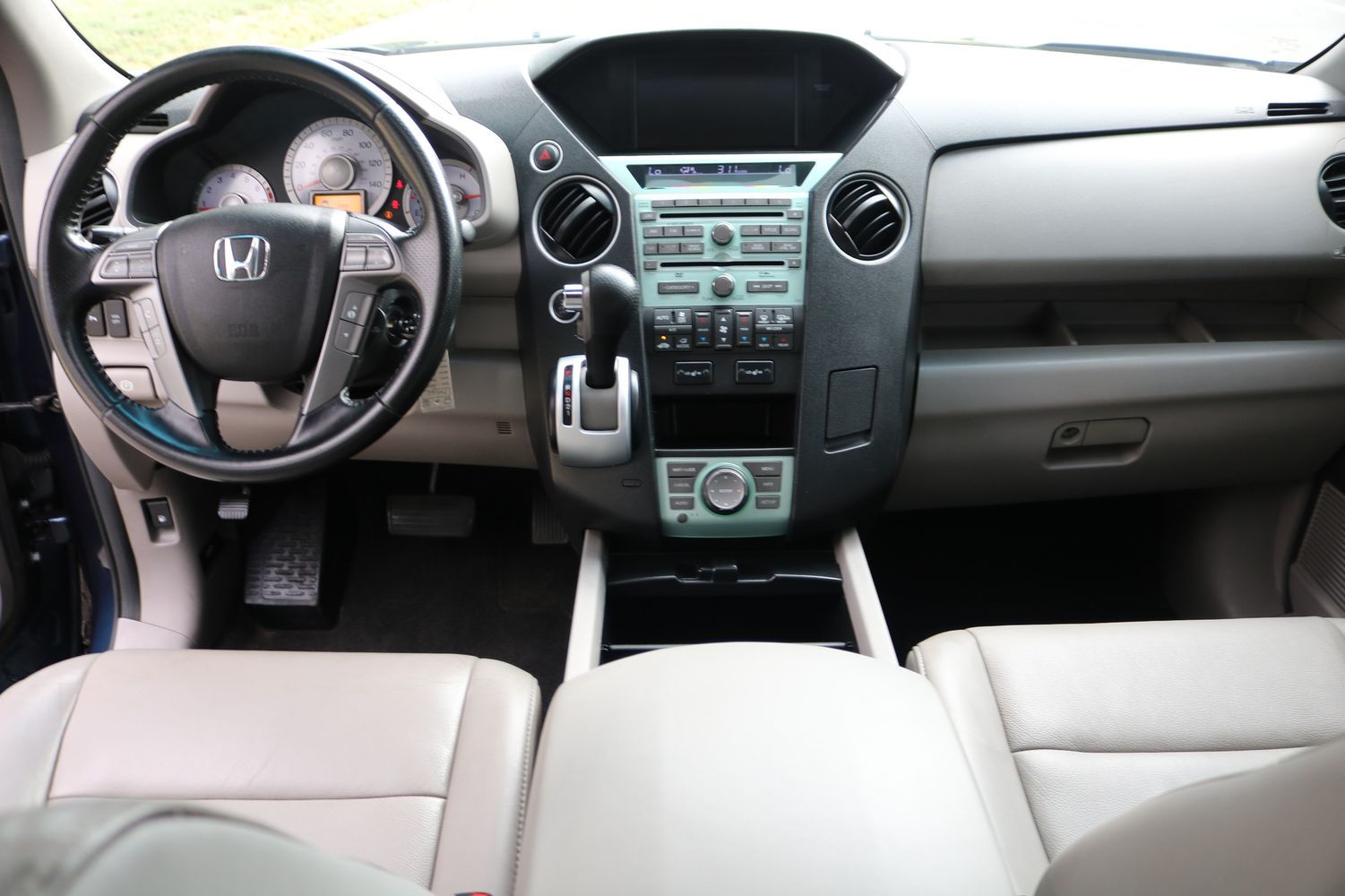 2010 Honda Pilot Touring | Victory Motors of Colorado