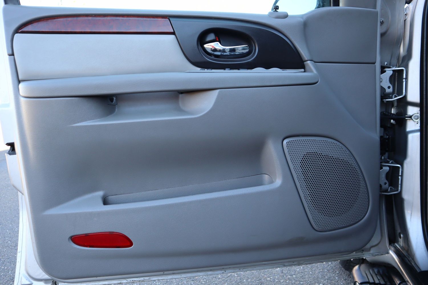 2008 GMC Envoy SLT | Victory Motors of Colorado