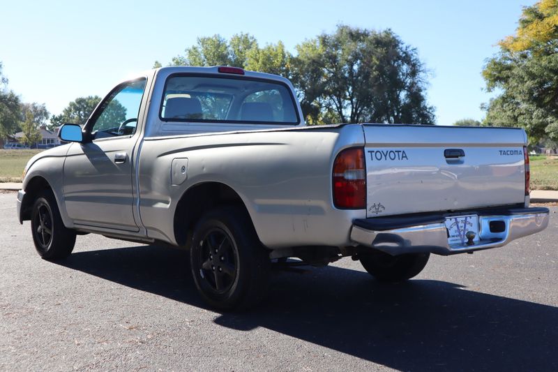 2000 Toyota Tacoma Photos
