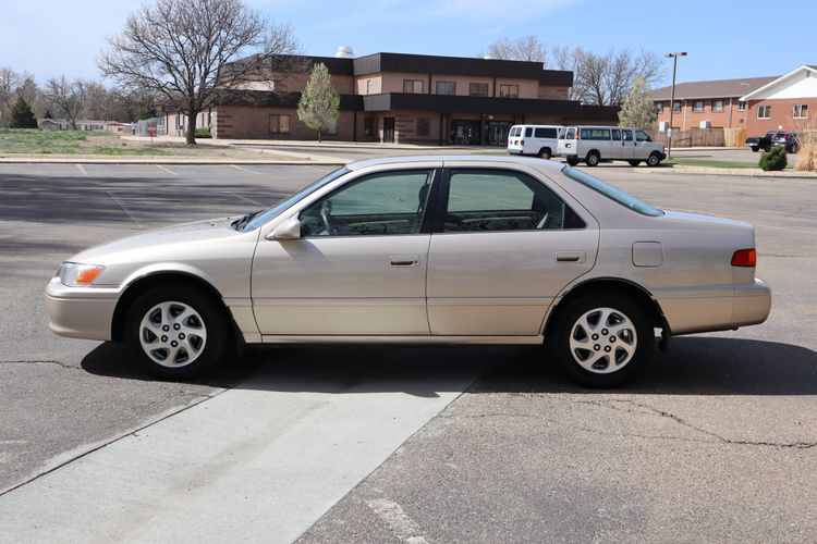 2000 Toyota Camry LE V6 | Victory Motors of Colorado