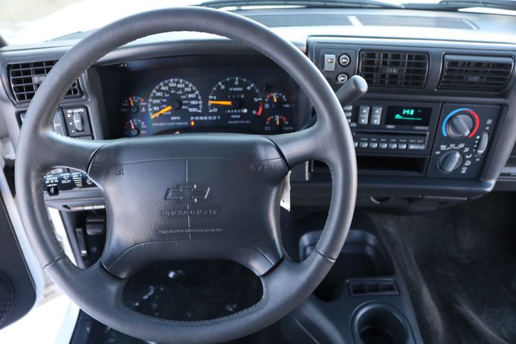 1996 Chevrolet Blazer LT | Victory Motors of Colorado