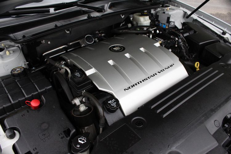 2006 Cadillac DTS Performance | Victory Motors of Colorado