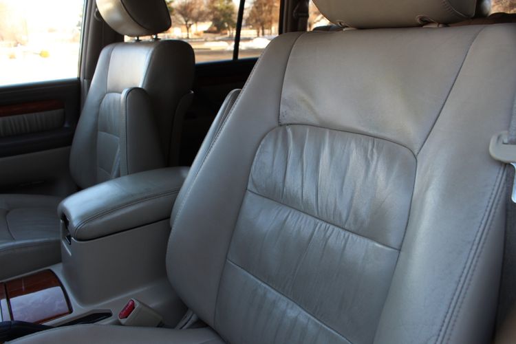 2003 Lexus LX 470 | Victory Motors of Colorado