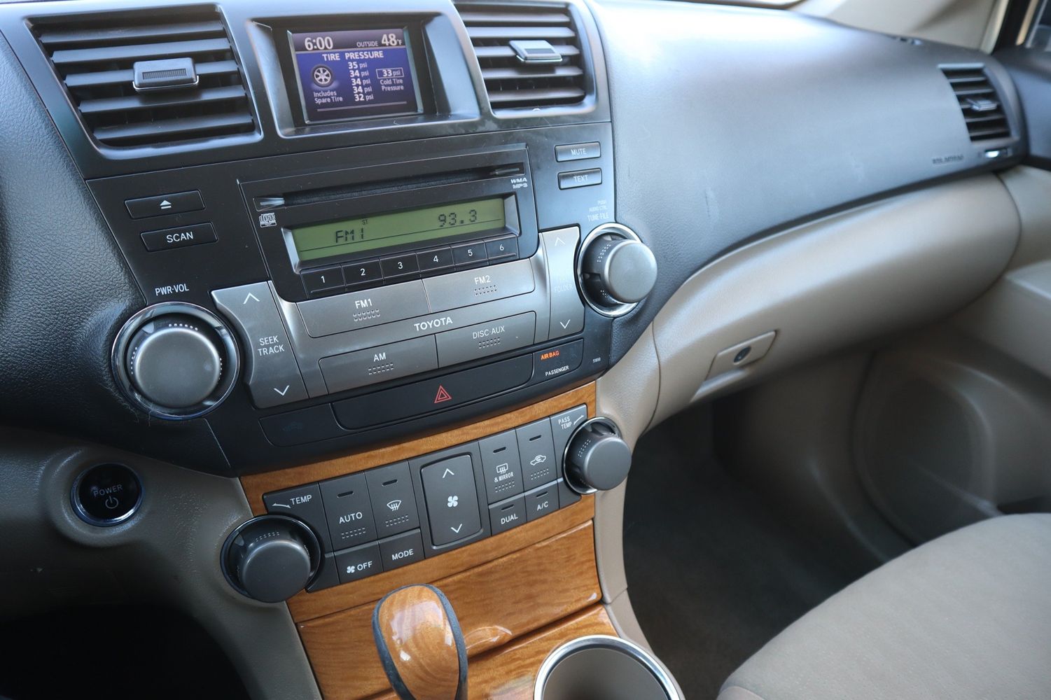 2008 Toyota Highlander Hybrid Base | Victory Motors of Colorado