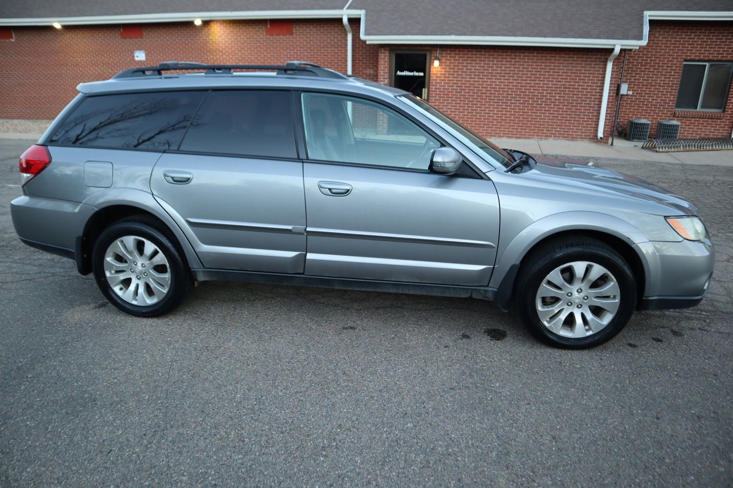 2009 Subaru Outback 2.5XT Limited | Victory Motors of Colorado
