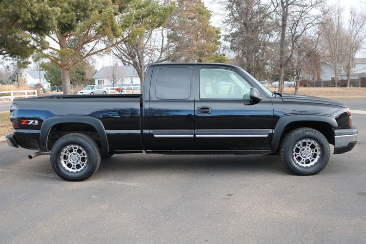 2004 Chevrolet Silverado 1500 LT | Victory Motors of Colorado