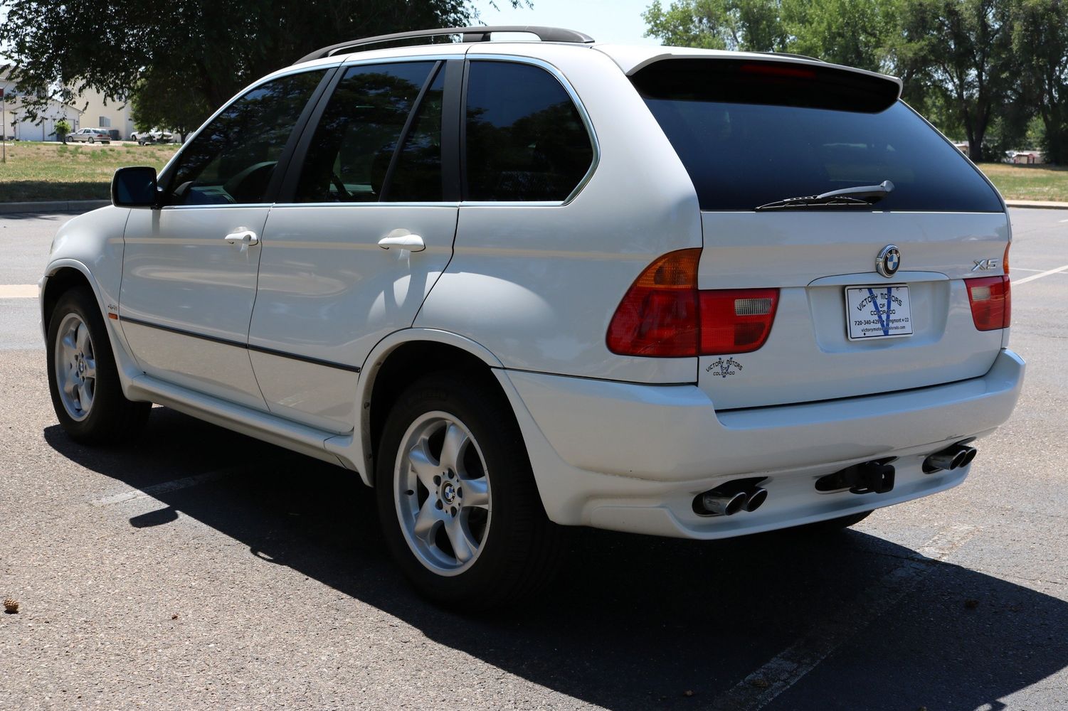 2001 BMW X5 4.4i | Victory Motors of Colorado