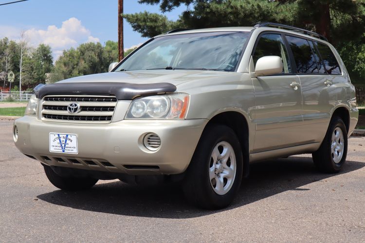 2003 Toyota Highlander Base | Victory Motors of Colorado