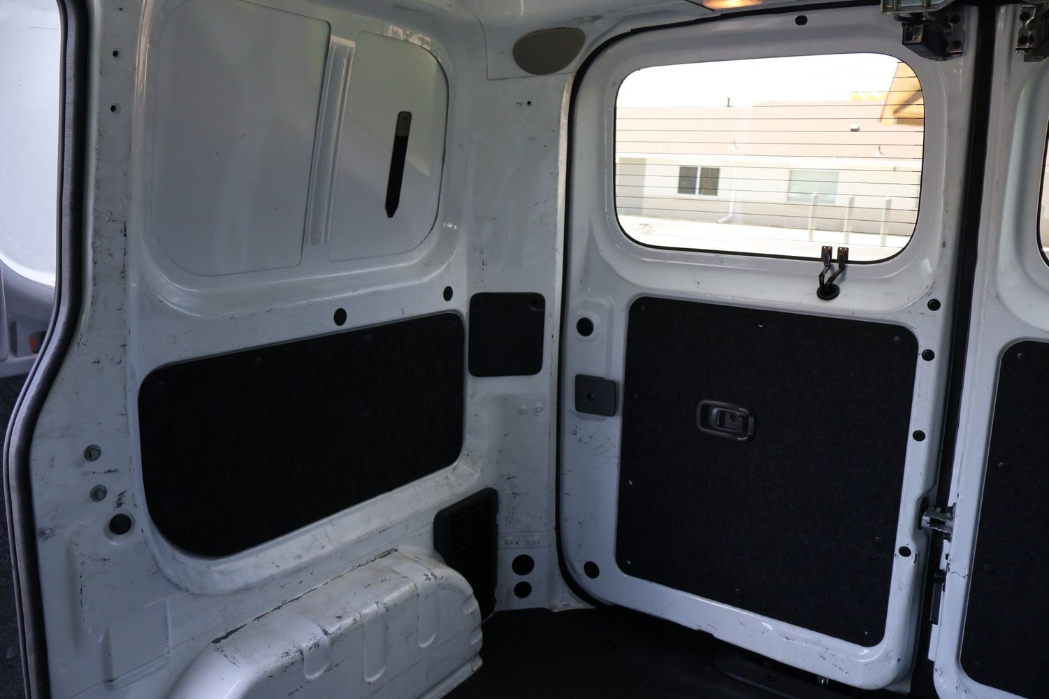 2014 Nissan NV200 SV | Victory Motors of Colorado