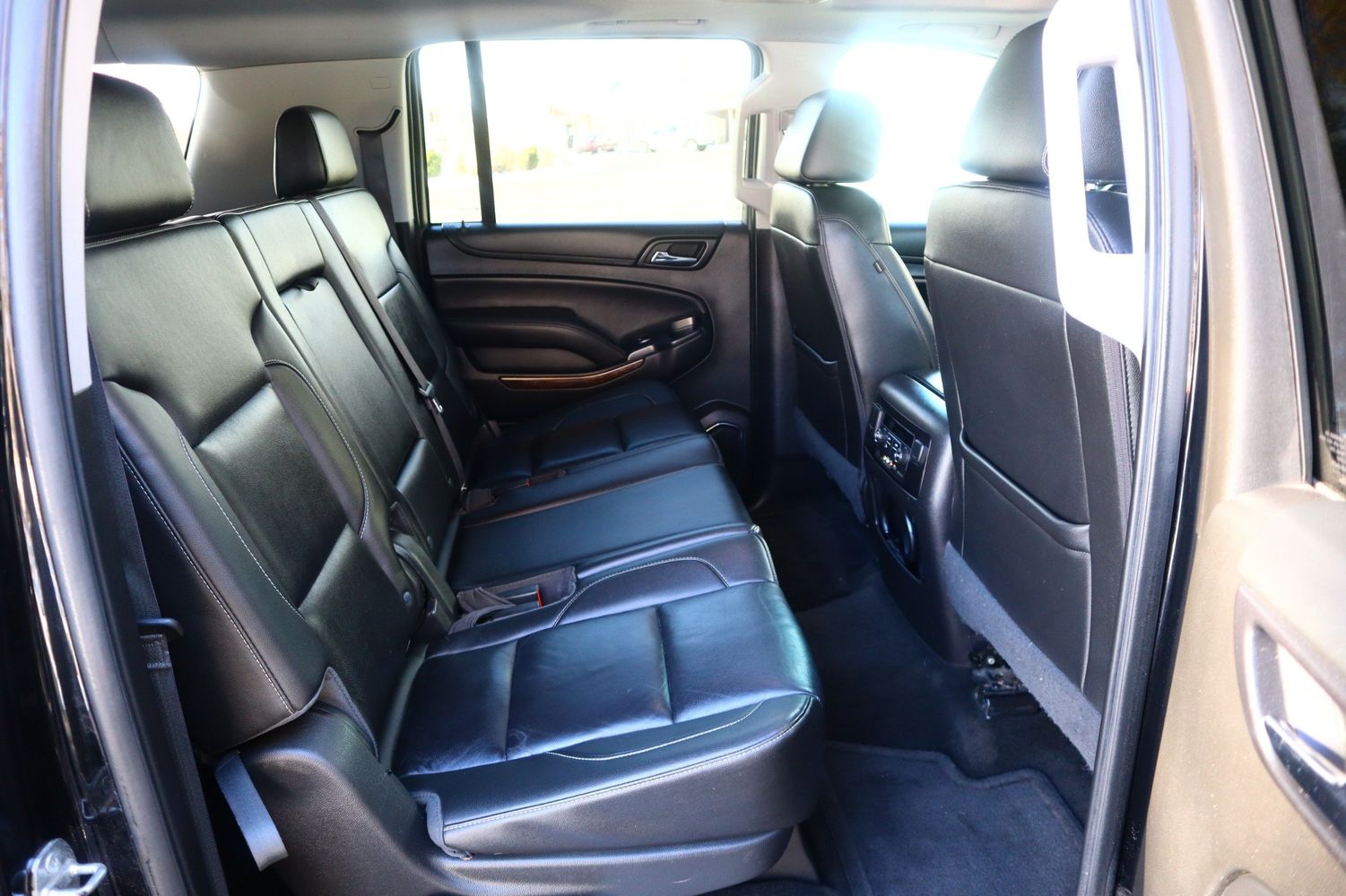 2016 Chevrolet Suburban LT 1500 | Victory Motors of Colorado