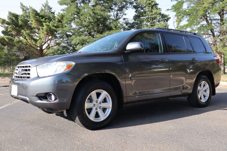 2010 Toyota Highlander SE | Victory Motors of Colorado