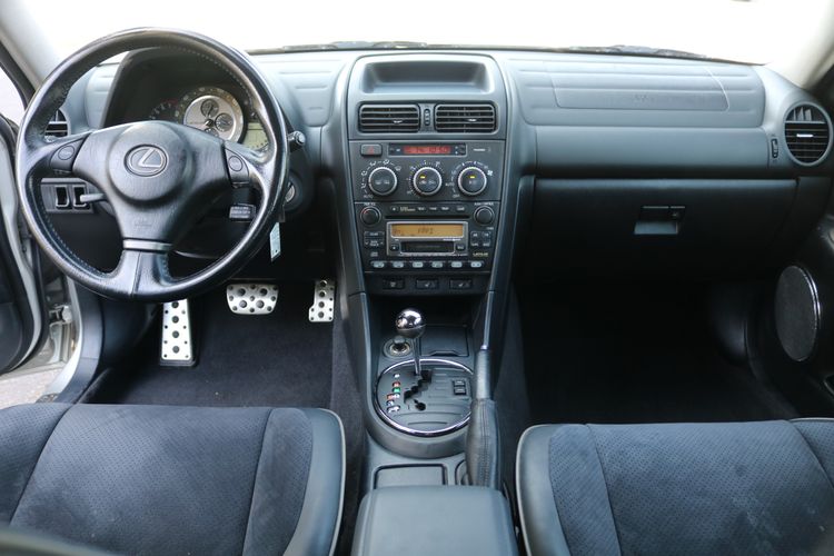 2003 Lexus IS 300 E-Shift | Victory Motors of Colorado