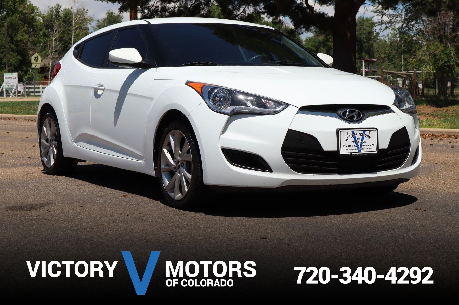 2016 Hyundai Veloster Base | Victory Motors of Colorado