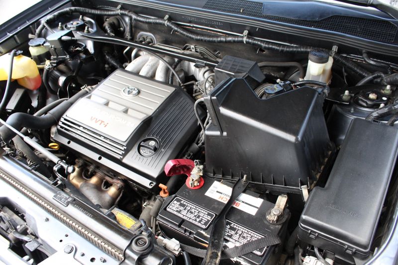 2003 Toyota Highlander Photos