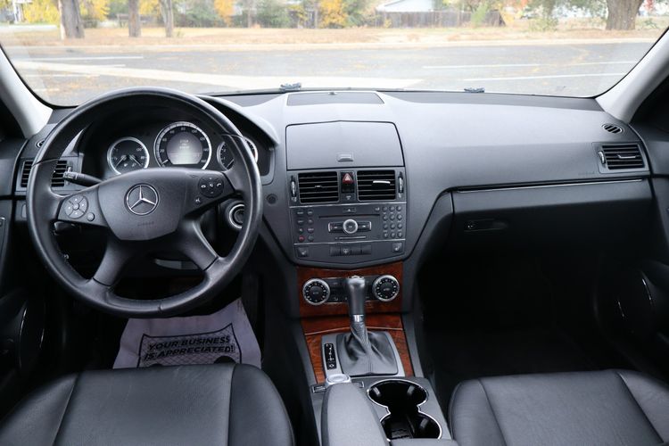 2009 Mercedes-Benz C-Class C 300 Luxury 4MATIC | Victory Motors of Colorado