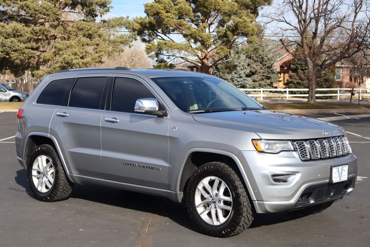 2017 Jeep Grand Cherokee Overland | Victory Motors of Colorado