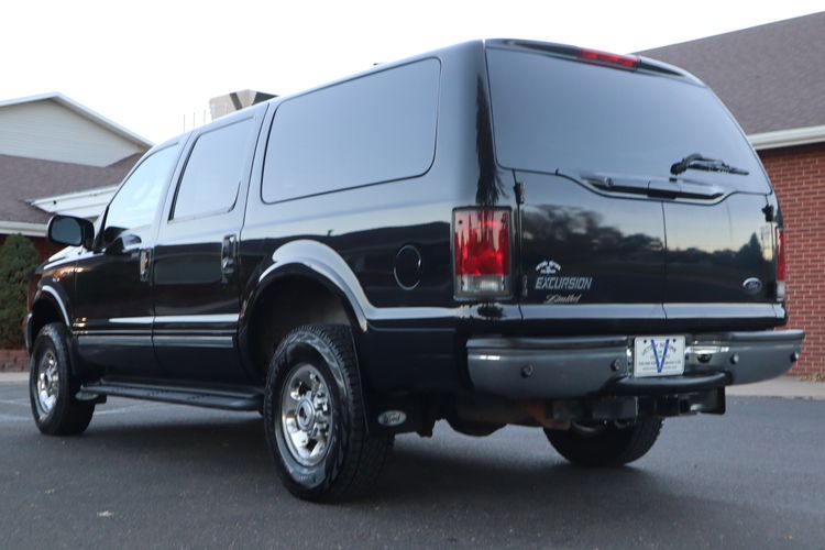 2003 Ford Excursion Limited | Victory Motors of Colorado