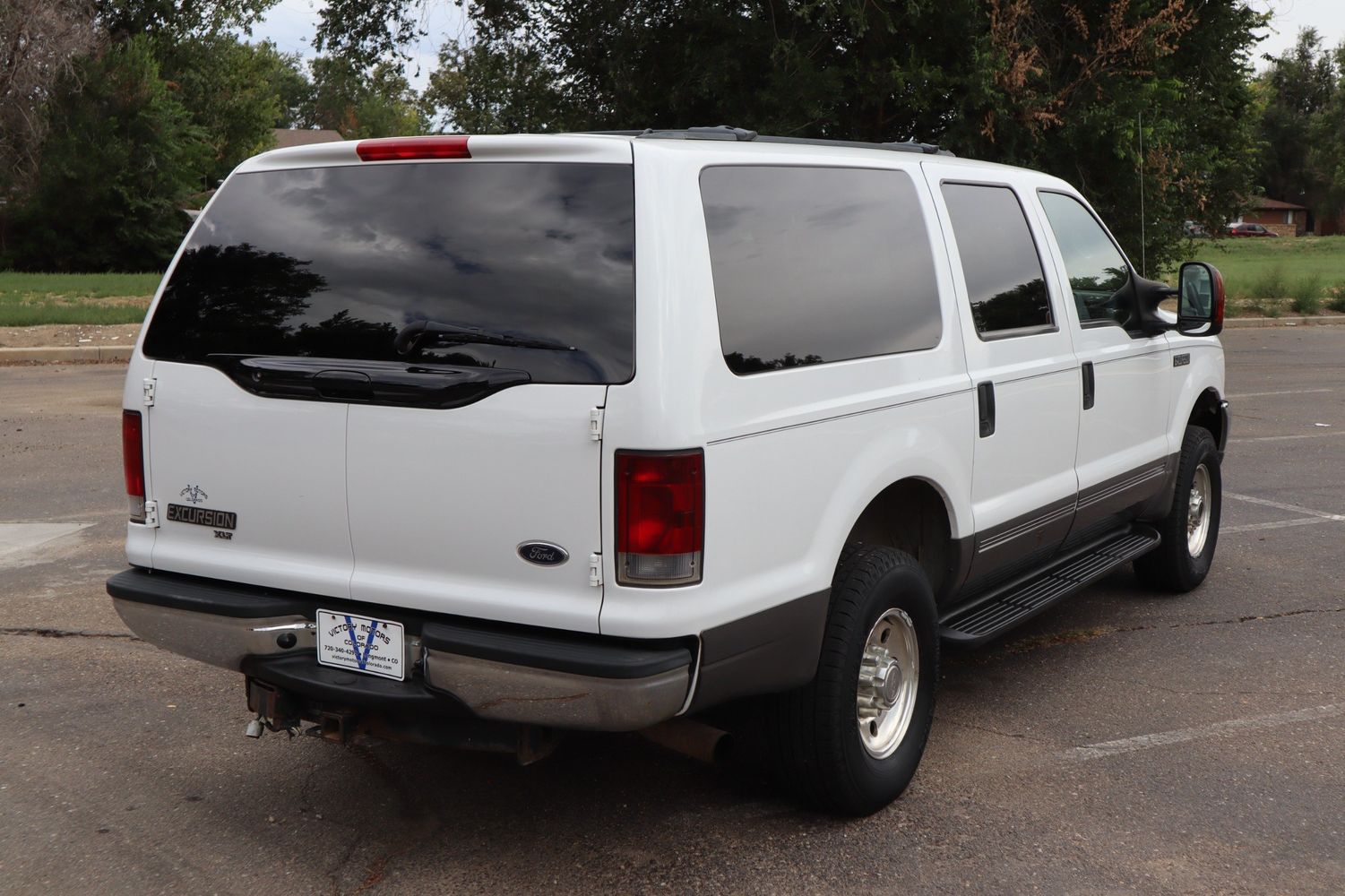 2004 Ford Excursion XLT | Victory Motors of Colorado