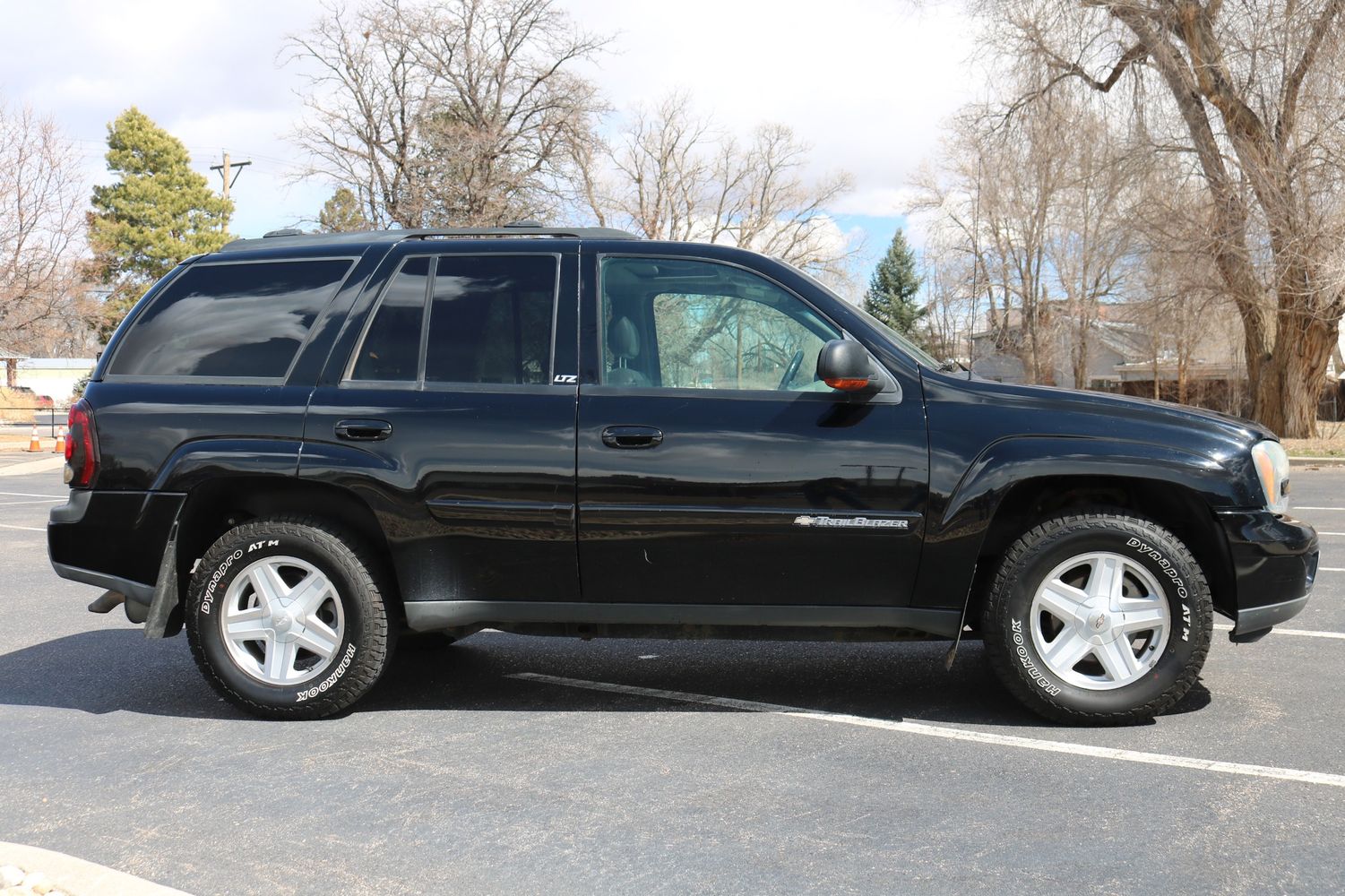 2002 Chevrolet TrailBlazer LTZ | Victory Motors of Colorado