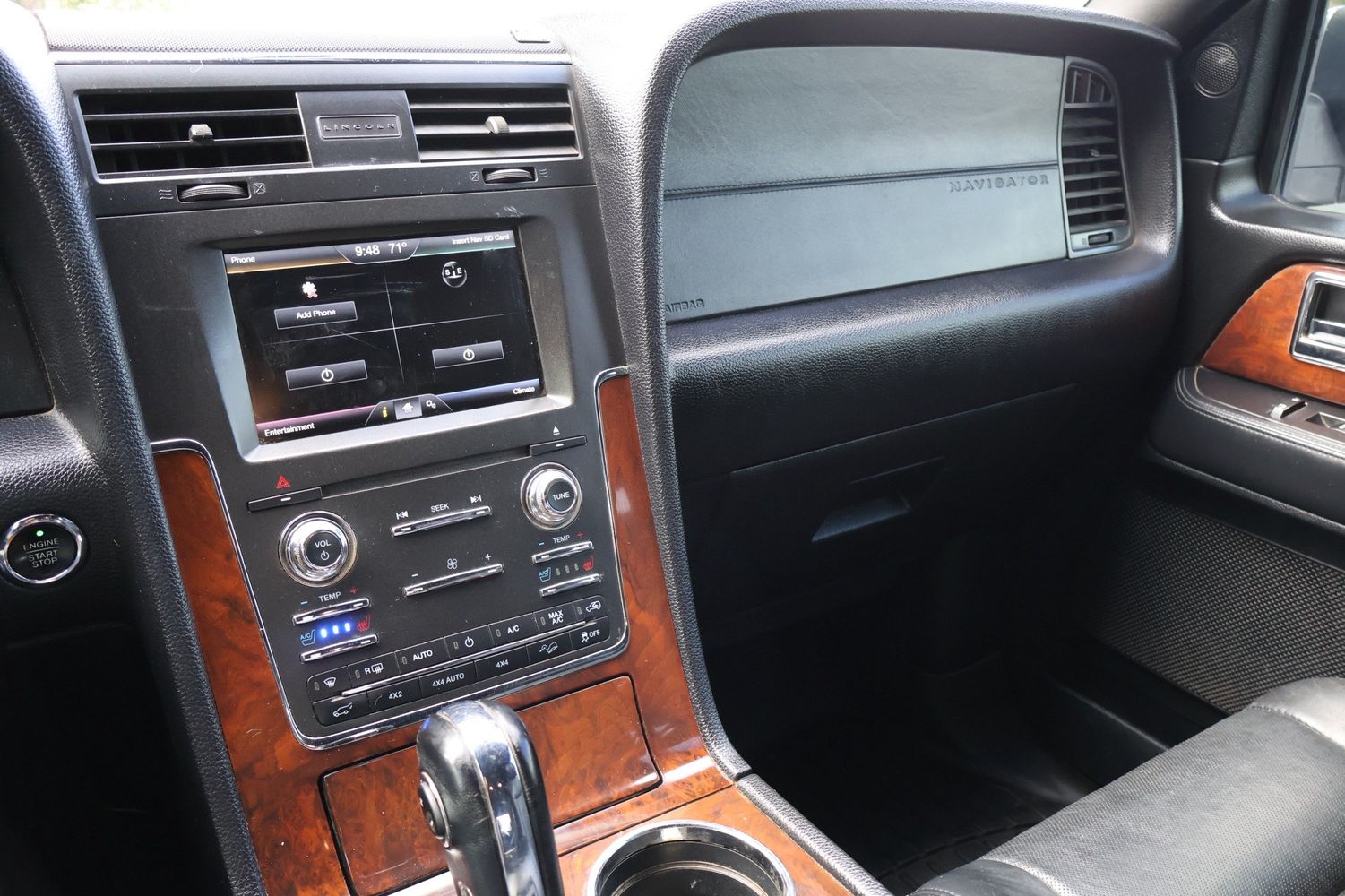 2015 Lincoln Navigator | Victory Motors of Colorado