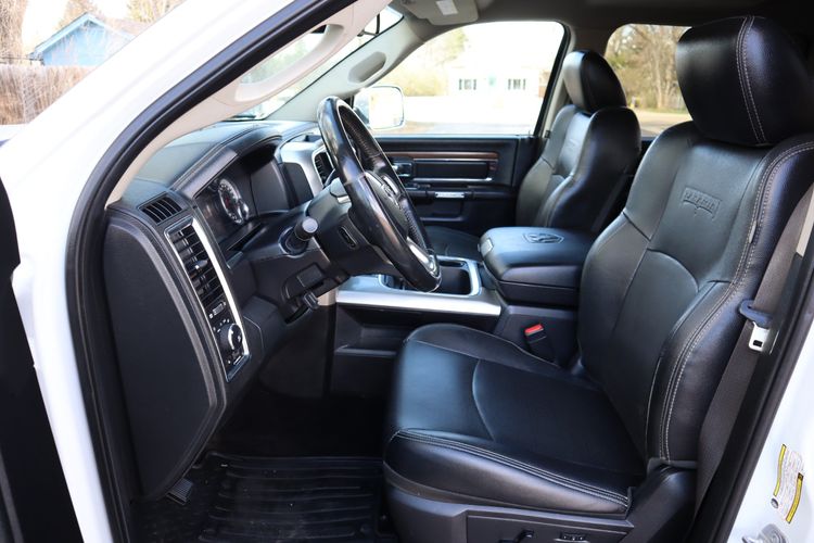 2016 Ram 3500 Laramie | Victory Motors of Colorado