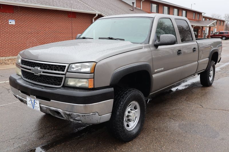 2006 Chevrolet Silverado 2500HD Photos