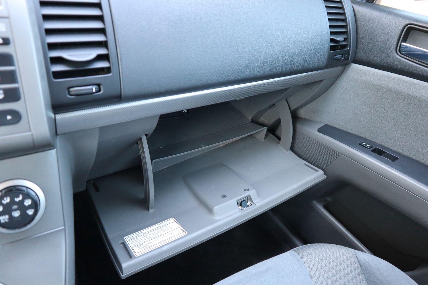 2008 Nissan Sentra 2.0 S | Victory Motors of Colorado