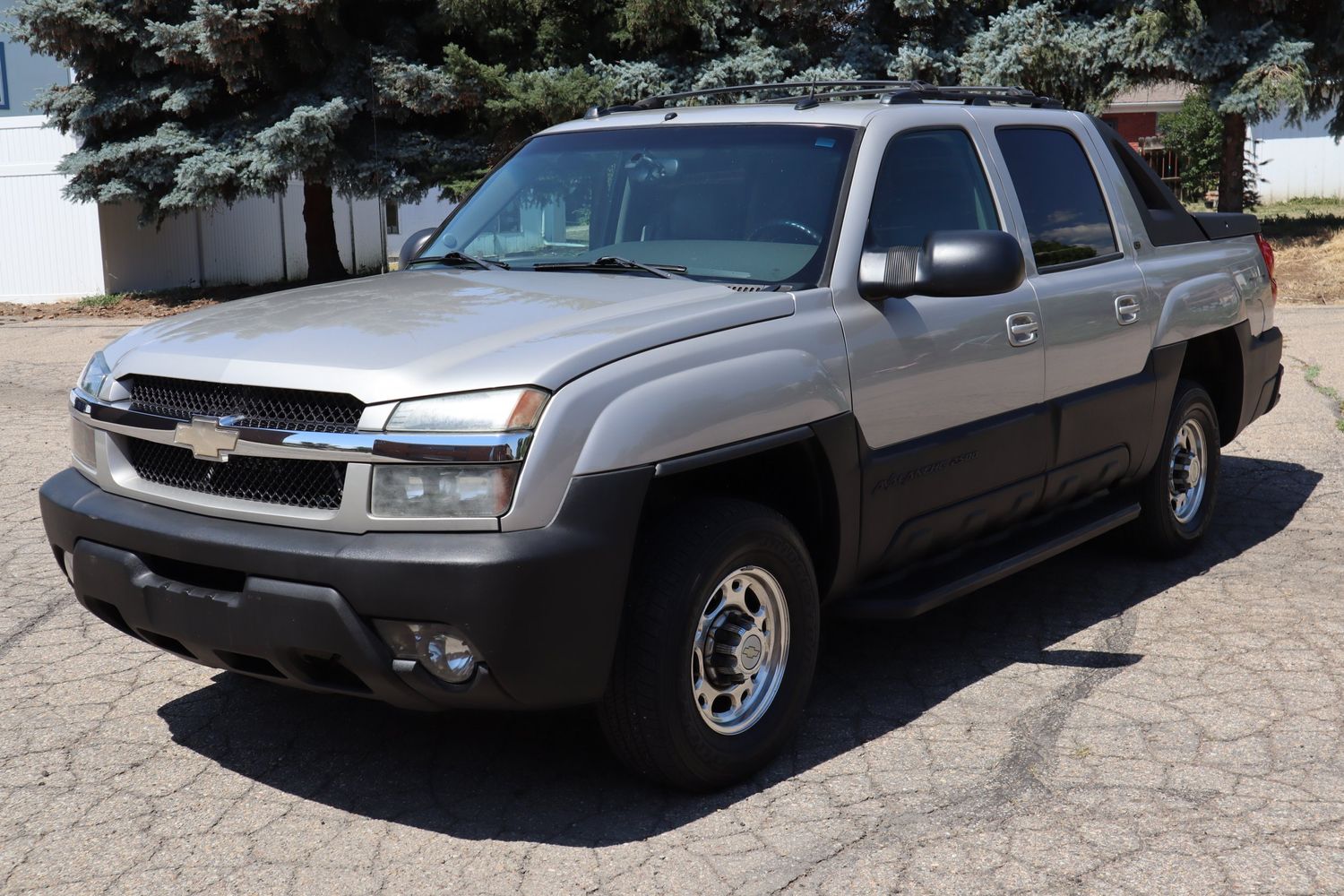 2005 Chevrolet Avalanche 2500 LT | Victory Motors of Colorado