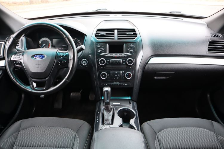 2017 Ford Explorer XLT | Victory Motors of Colorado