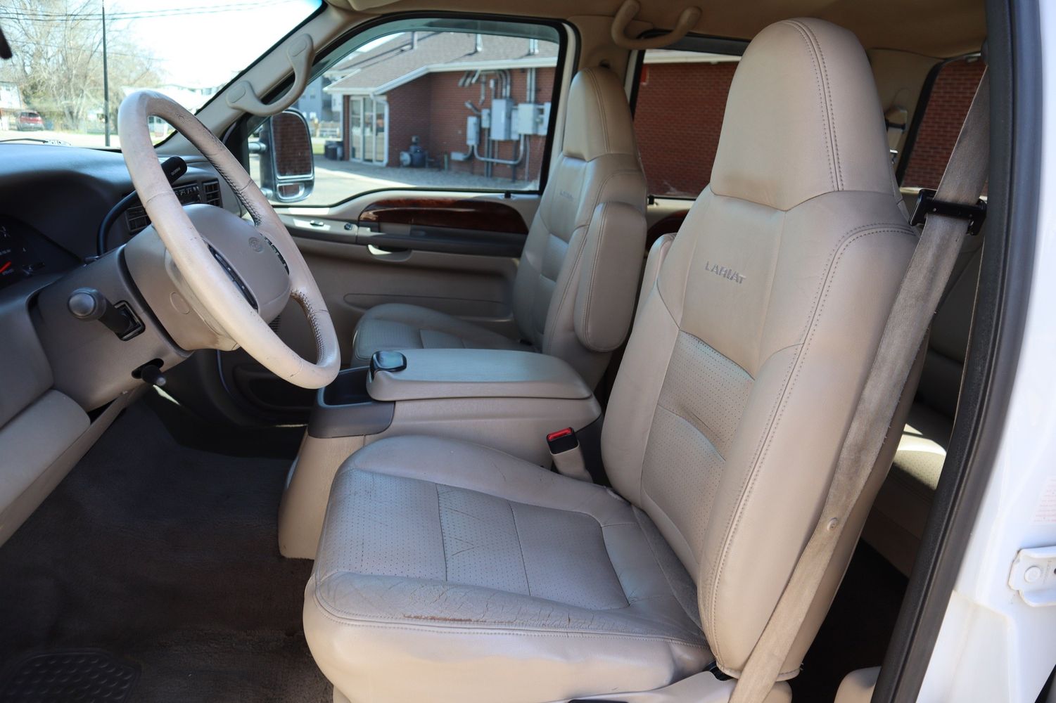 2001 Ford F-250 Super Duty Lariat | Victory Motors of Colorado