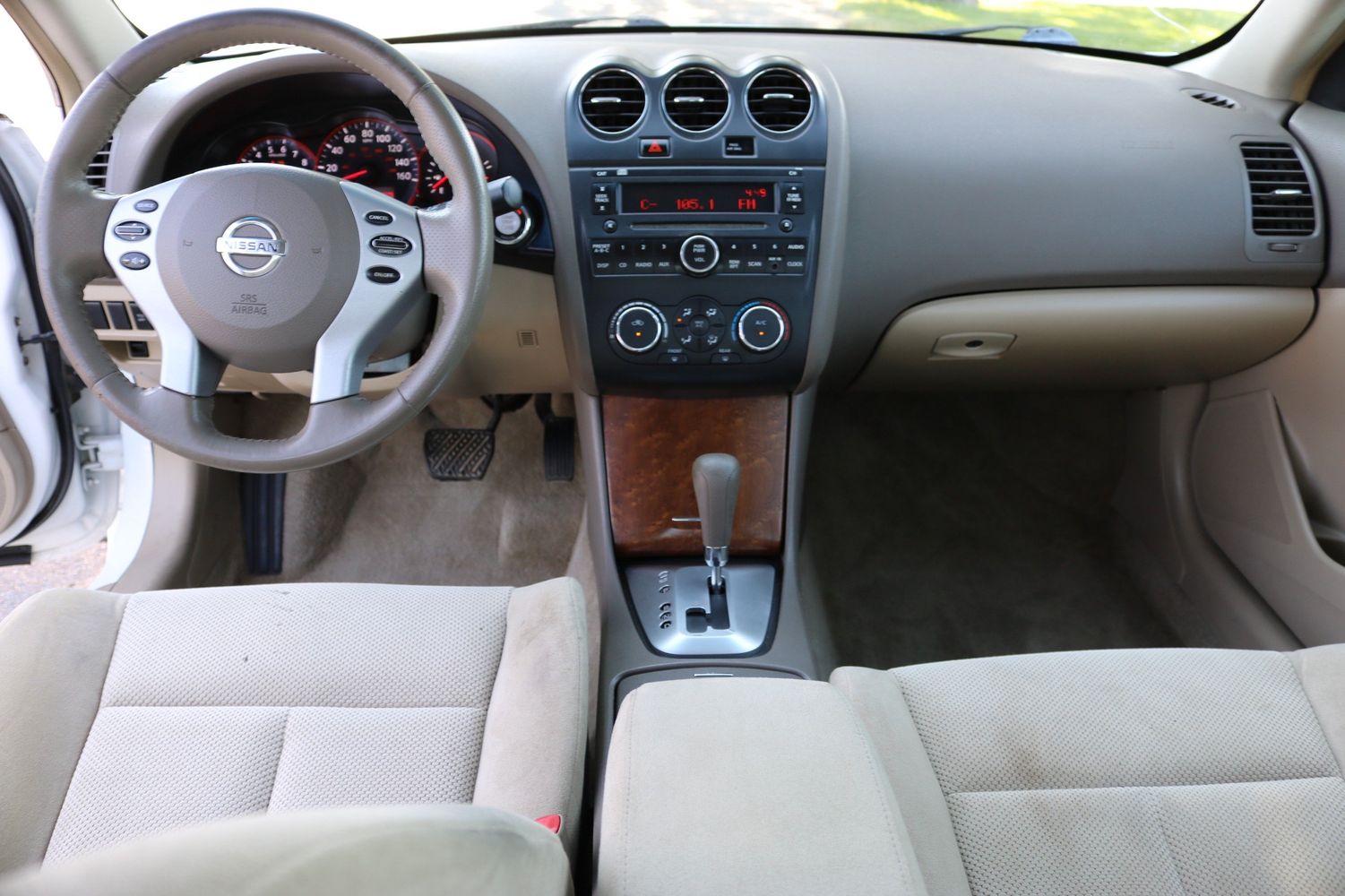 Nissan Altima 2007 Interior