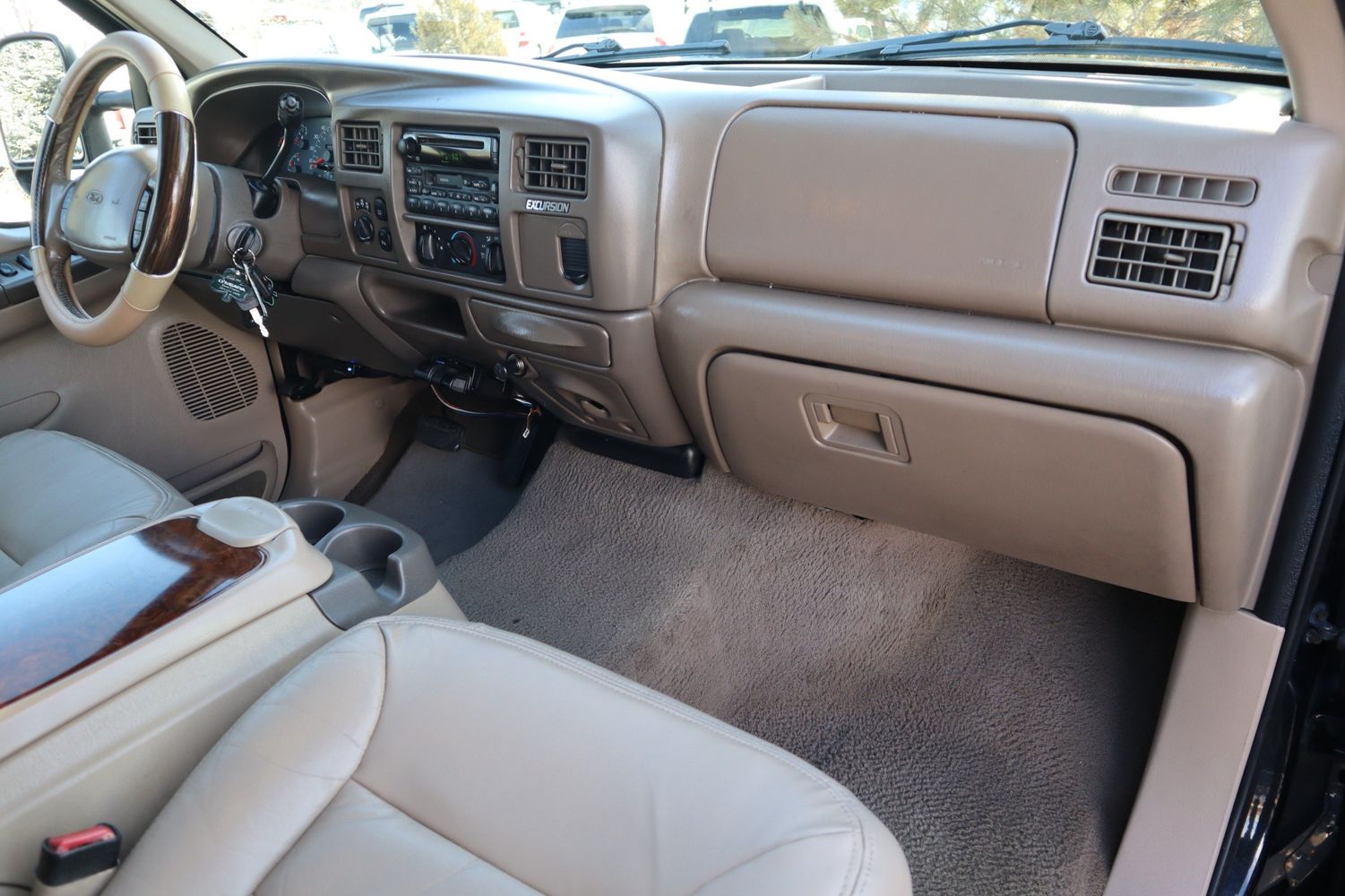 2001 Ford Excursion Limited | Victory Motors of Colorado