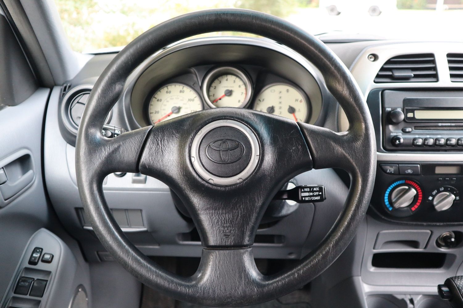 2002 Toyota RAV4 Base | Victory Motors of Colorado