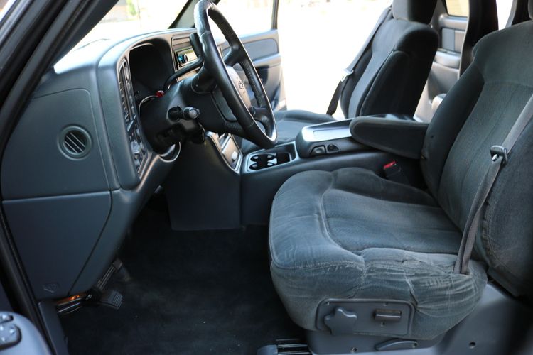 2002 Chevrolet Silverado 1500 LS | Victory Motors of Colorado