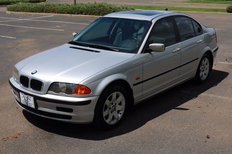 2001 BMW 325i | Victory Motors of Colorado
