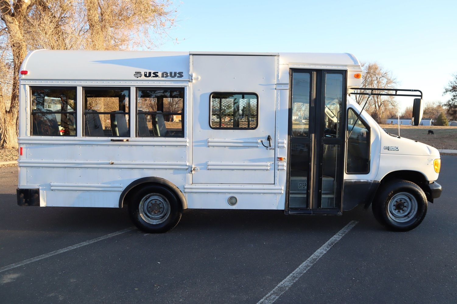 2005 Ford E-350 SD E 350 Series | Victory Motors of Colorado