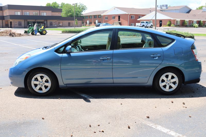 2005 Toyota Prius Photos