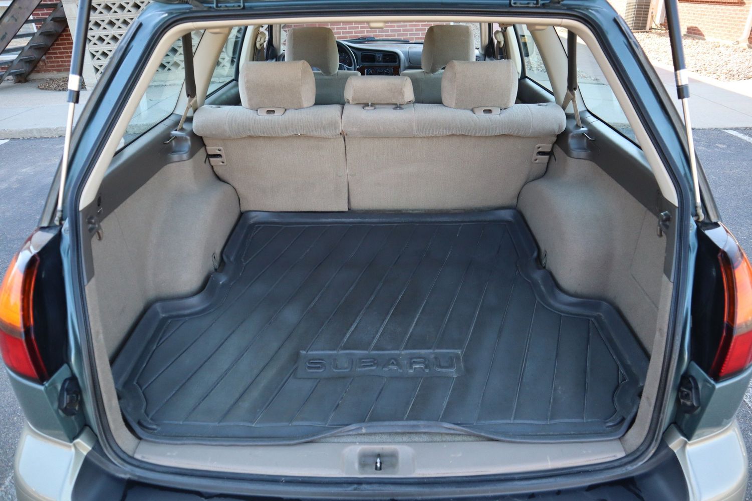 2002 Subaru Outback Base | Victory Motors of Colorado