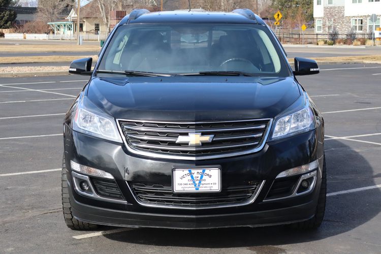 2017 Chevrolet Traverse LT | Victory Motors of Colorado