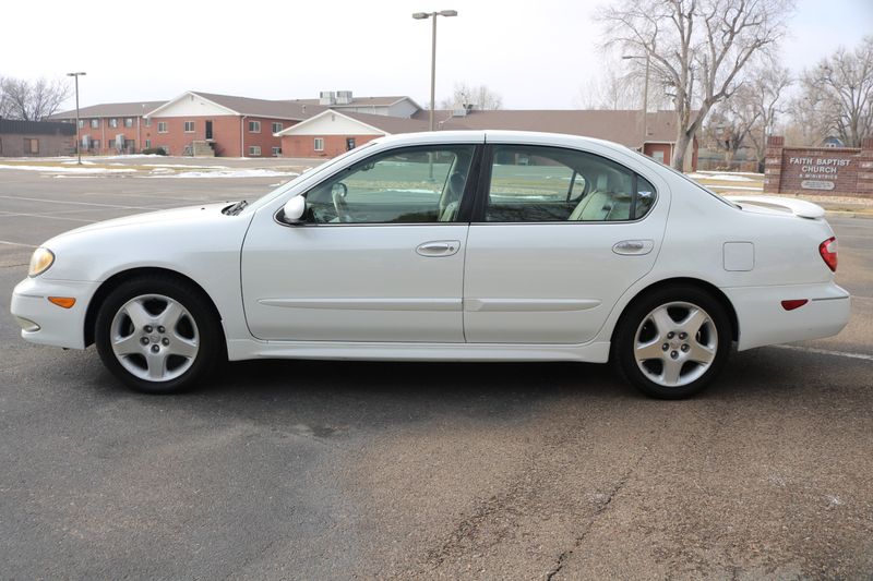 2000 INFINITI I30 Photos