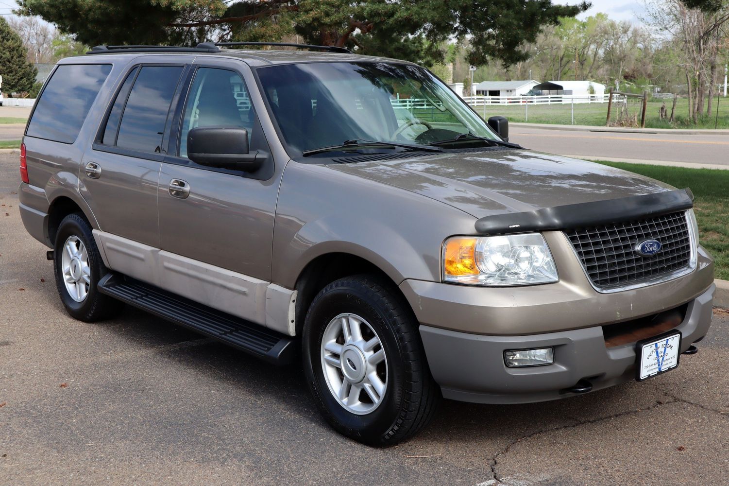 2003 Ford Expedition XLT | Victory Motors of Colorado