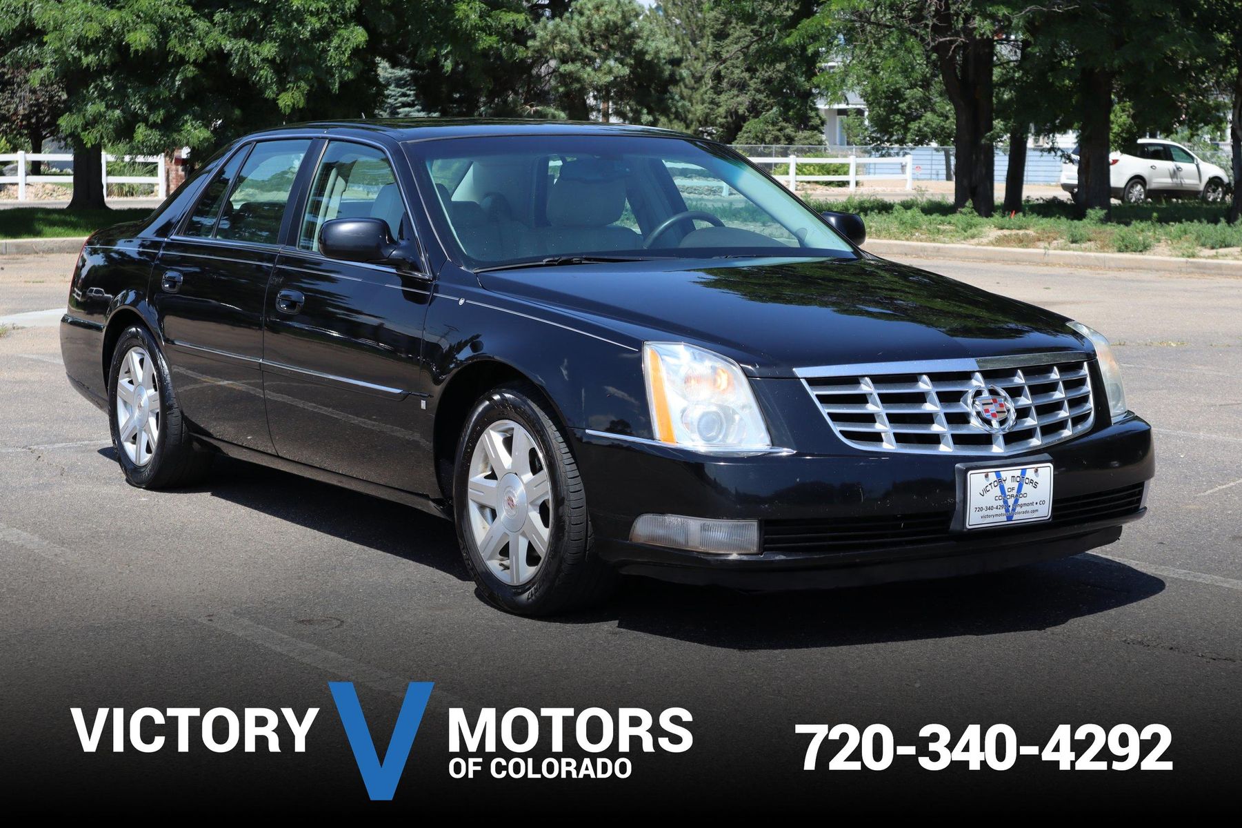 2008 Cadillac DTS | Victory Motors of Colorado