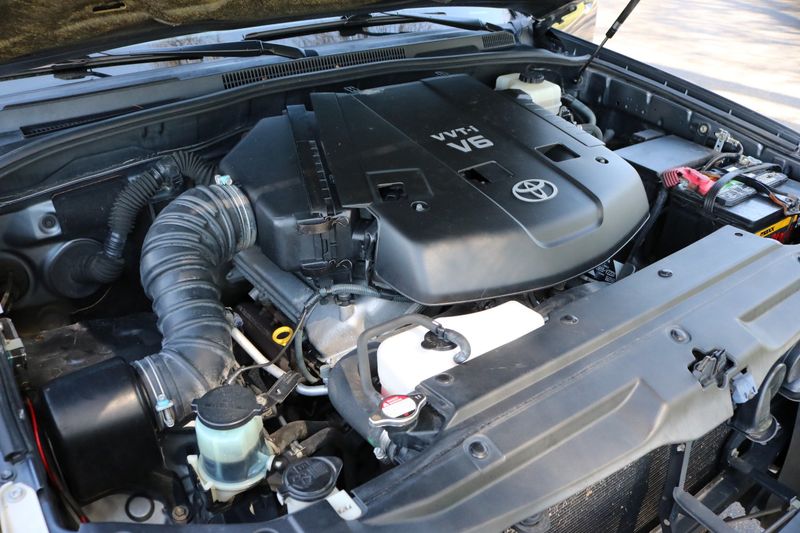 2005 Toyota 4Runner Photos