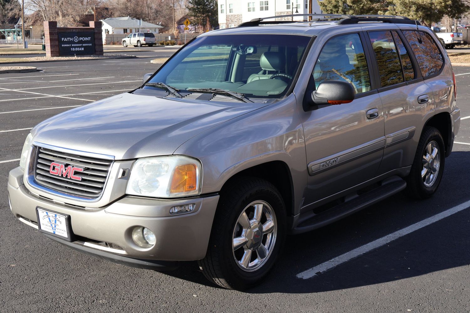 2002 GMC Envoy SLT | Victory Motors of Colorado