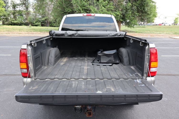 2002 GMC Sierra 2500HD SLT | Victory Motors of Colorado