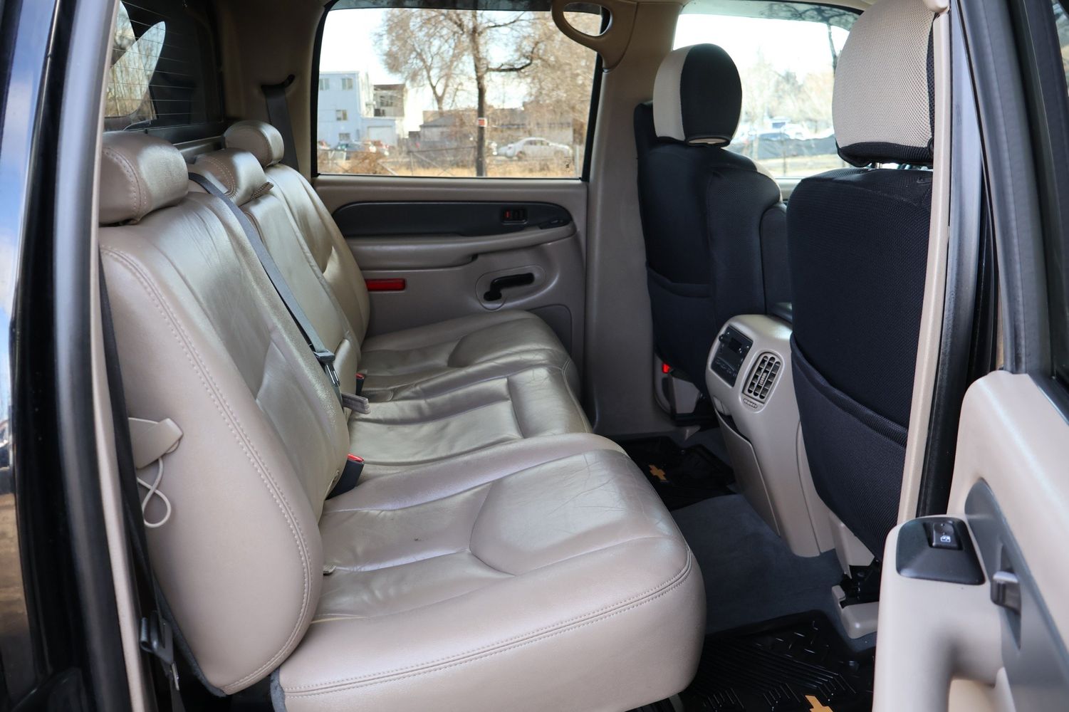 2004 Chevrolet Avalanche 1500 | Victory Motors of Colorado