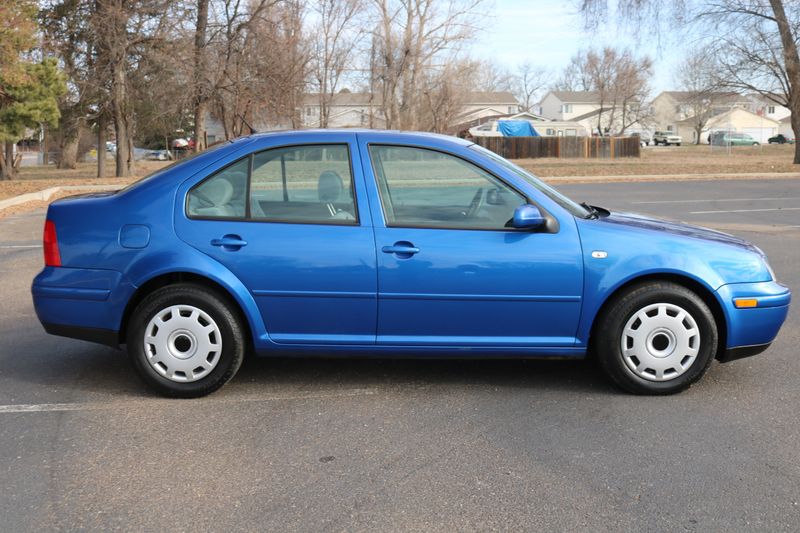 2002 Volkswagen Jetta Photos