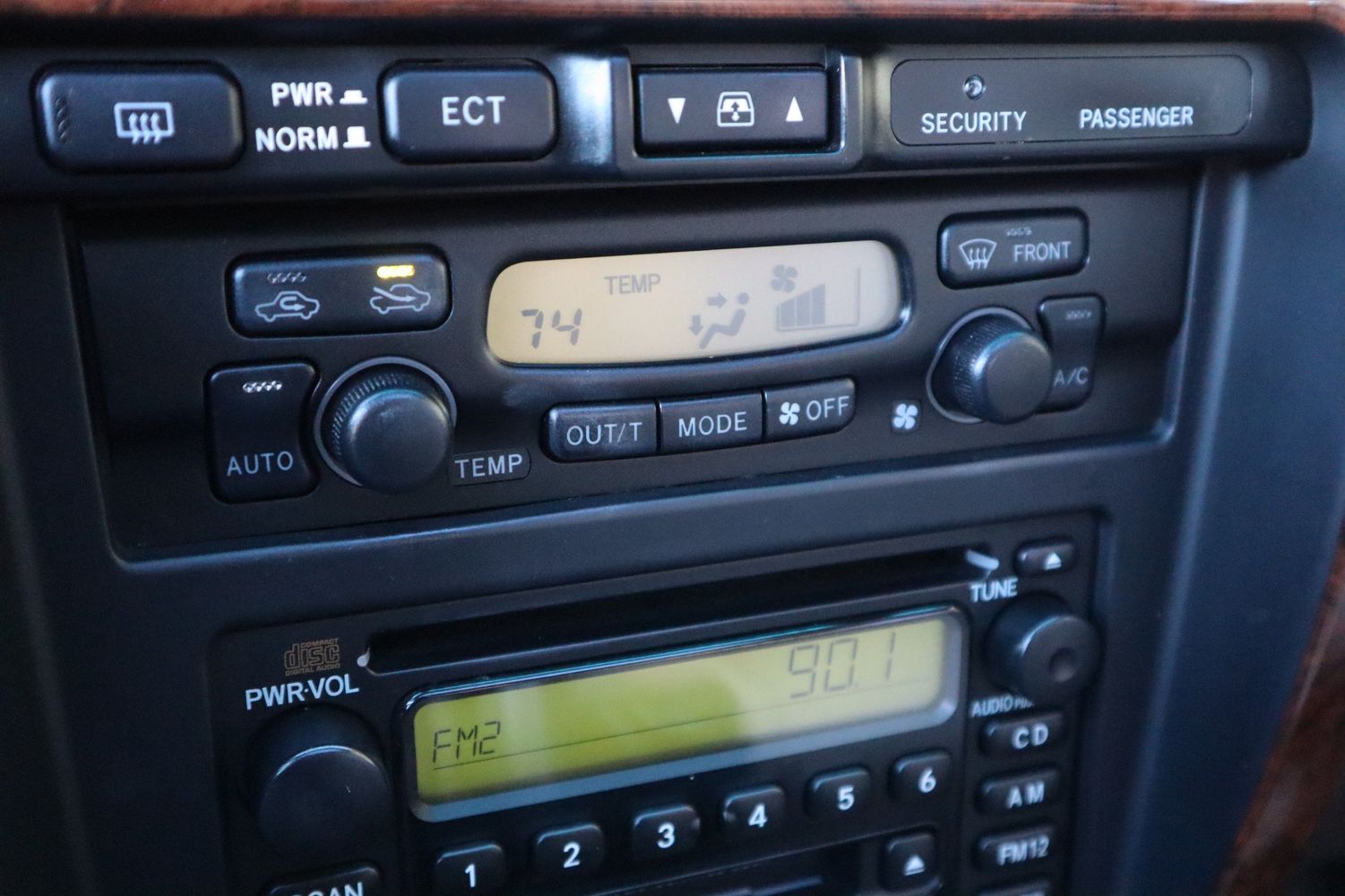 2000 Toyota 4Runner Limited | Victory Motors of Colorado