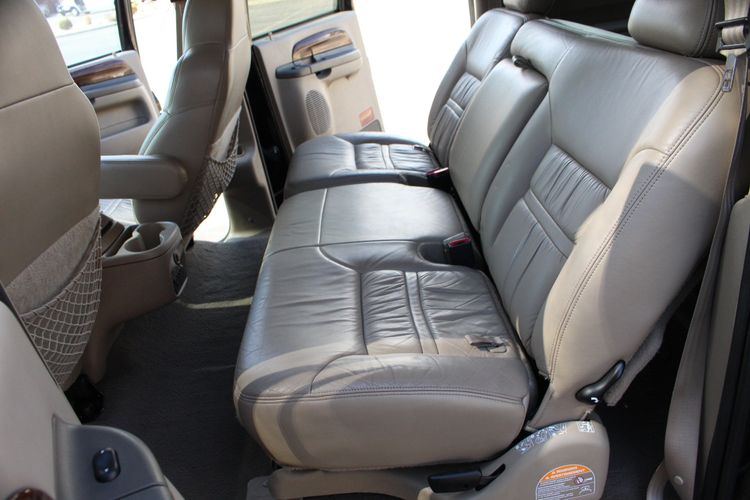 2000 Ford Excursion Limited | Victory Motors of Colorado