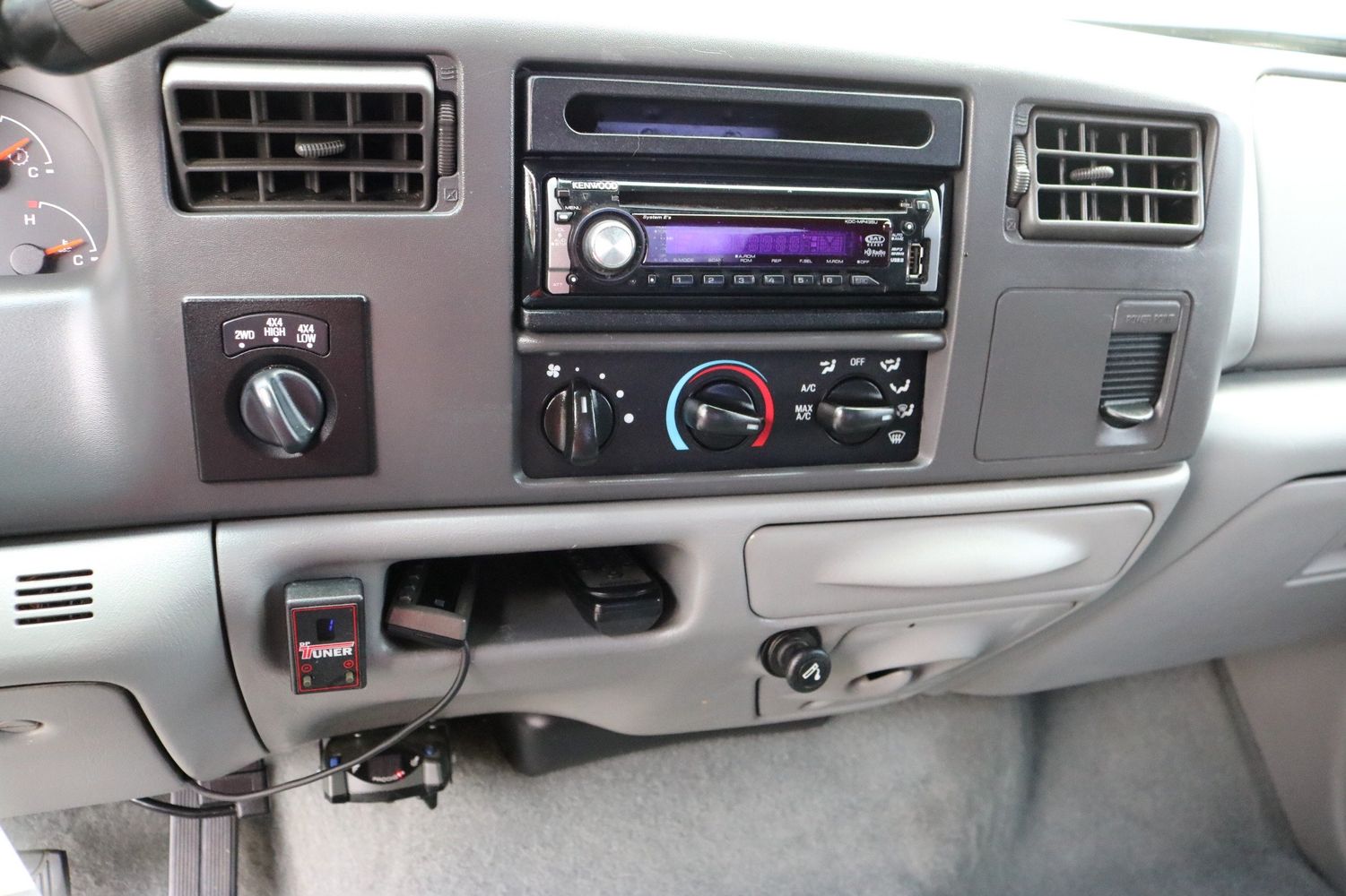 2002 Ford F-350 Super Duty XLT | Victory Motors of Colorado